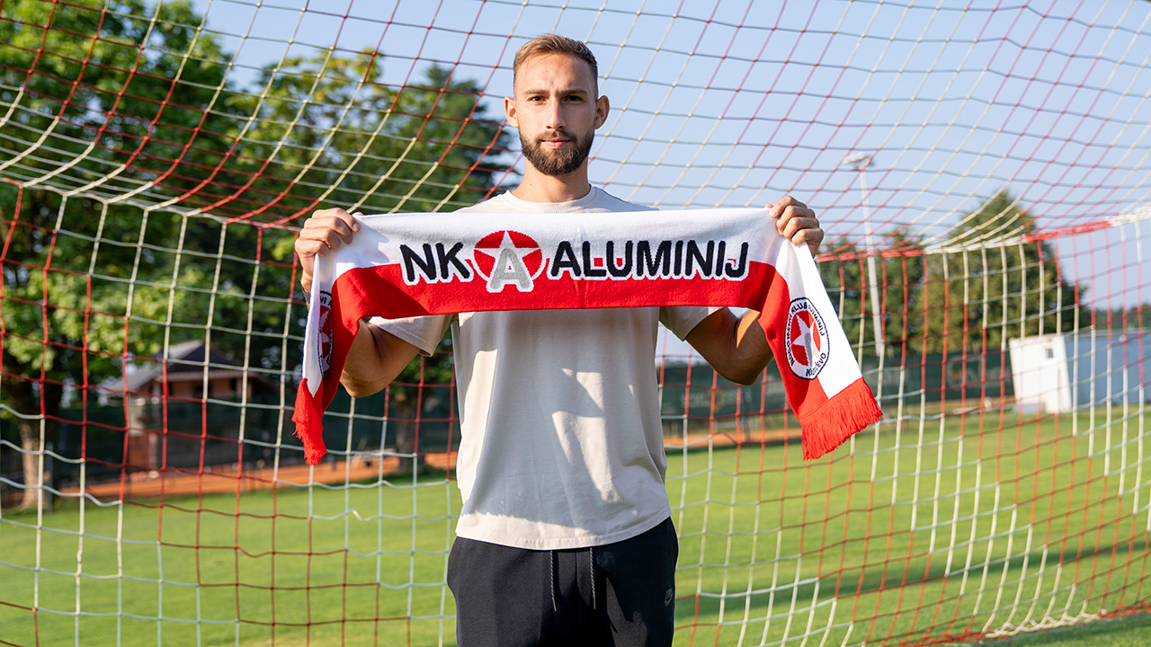 Jan Bruno Kralj okrepil napad rdeče-belih - NK Aluminij